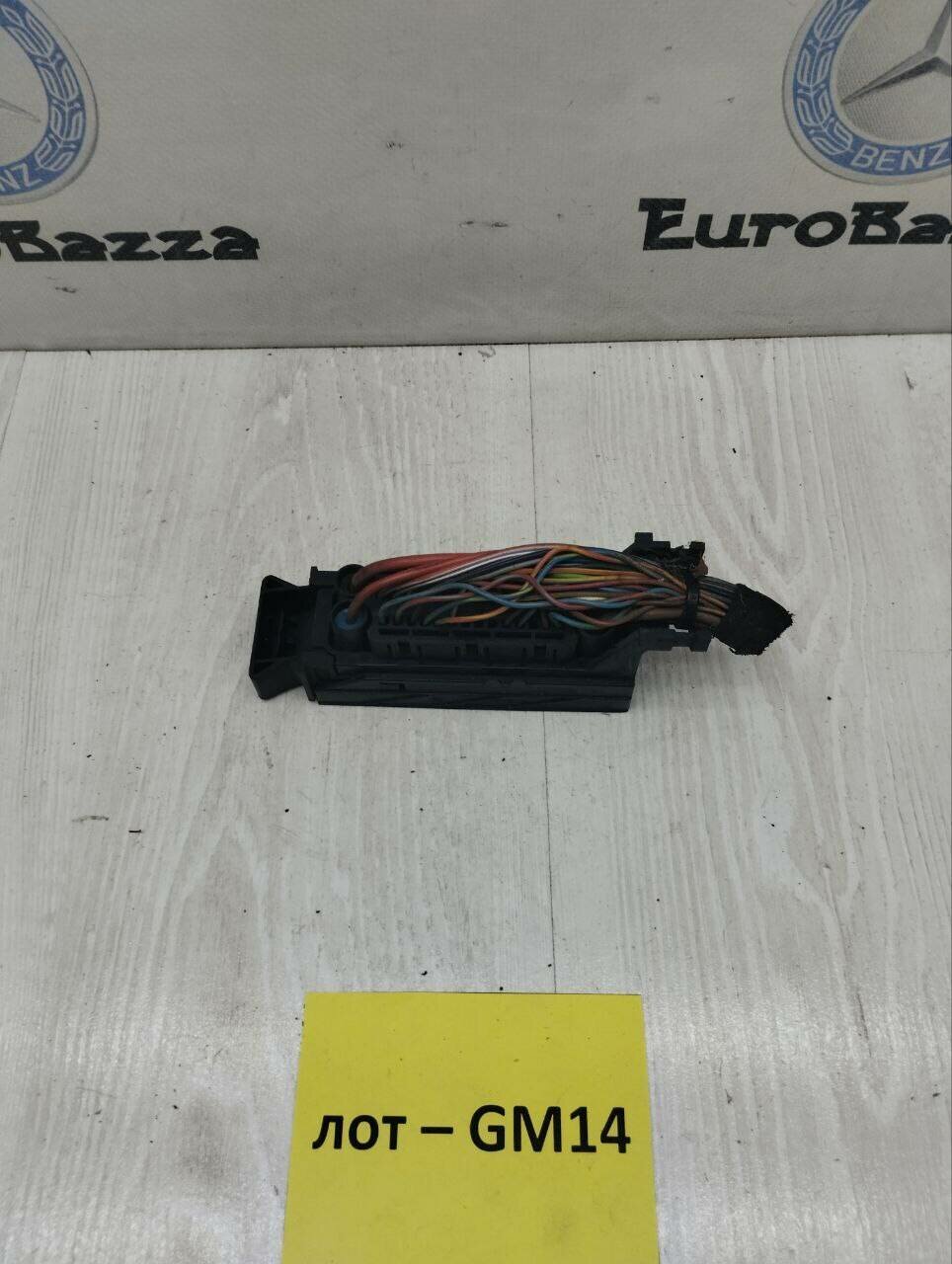 Фишка блока ABS Mercedes W209 A2095452932