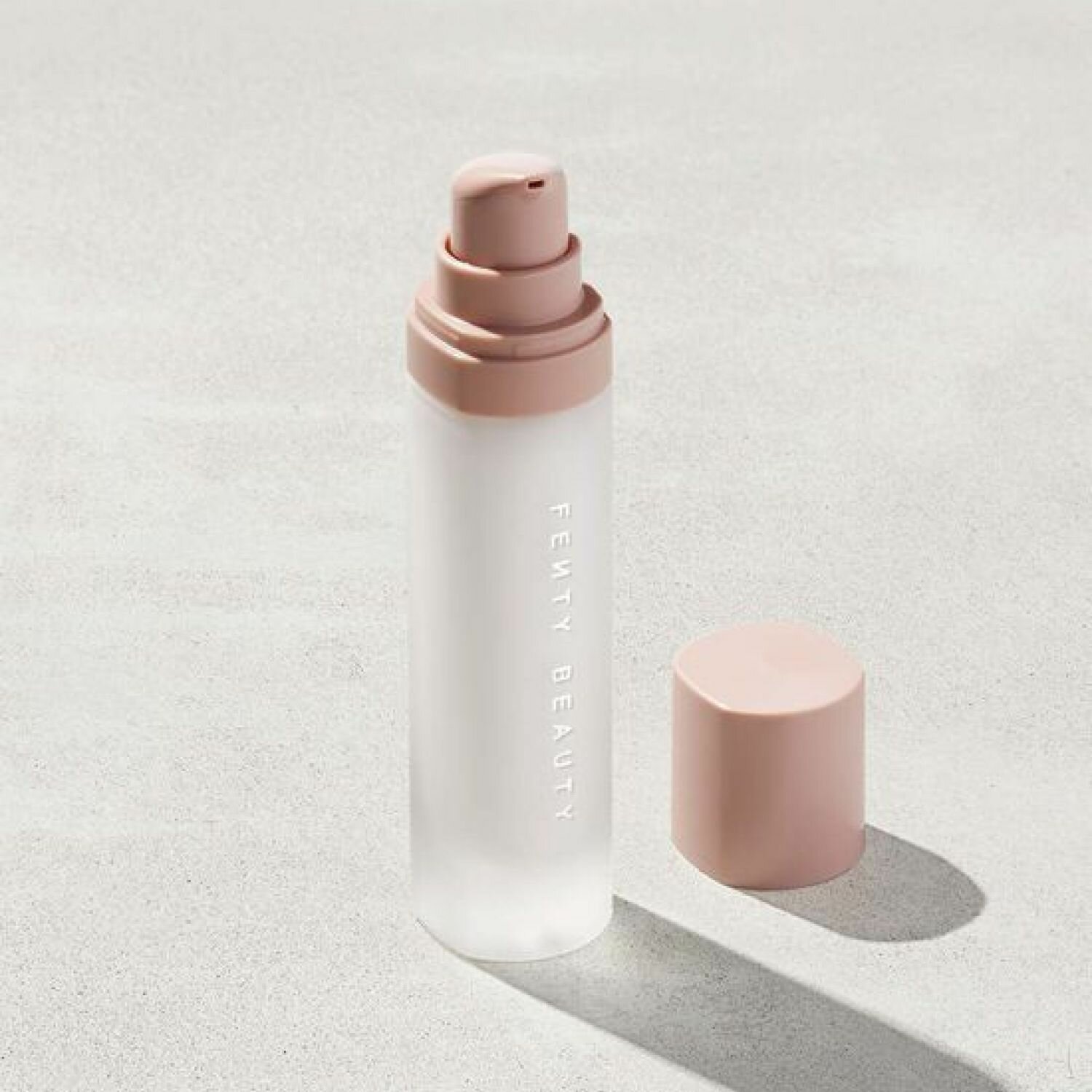 Матирующая база праймер Fenty Beauty PRO FILTR MATTIFYING PRIMER - TRUE MATTE 30 ML