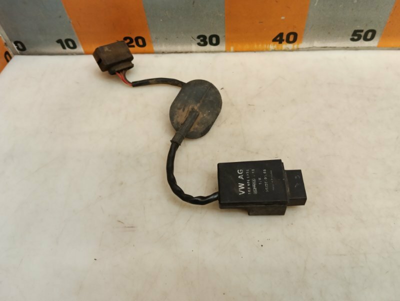 Б/У Бензонасоса Реле Volkswagen Passat B7 394259 VAG арт. 1K0906093