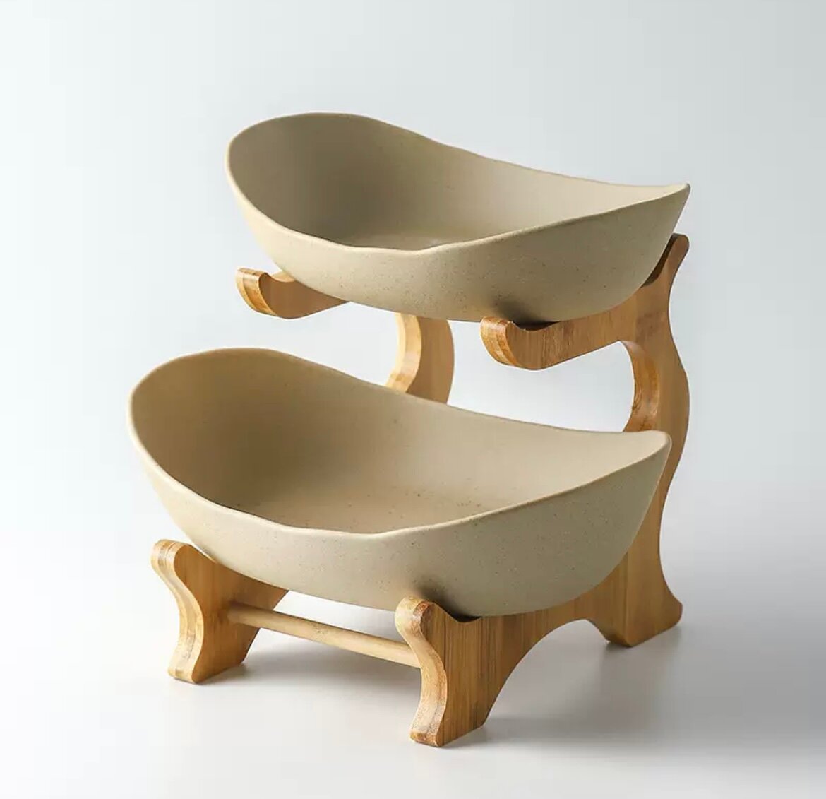 Фруктовница из керамики и бамбука/ Ваза для сервировки стола/ 2-х ярусная/ бежевая