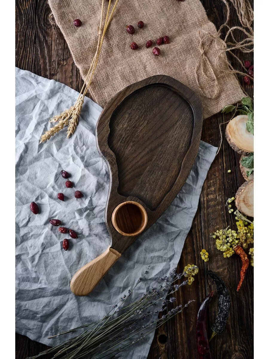 Доска сервировочная из натурального дуба "Окорок"