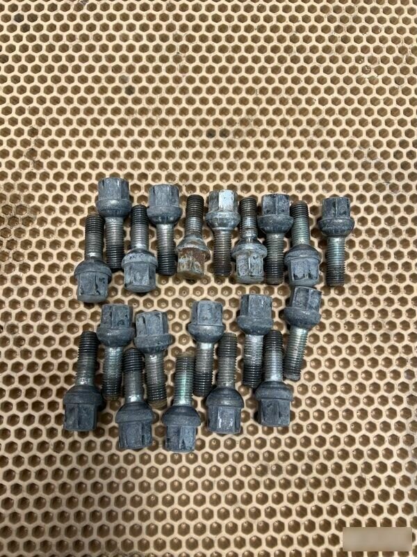 Болт колесный Ssangyong Actyon CK D20DTF 2011 Б/У с пробегом