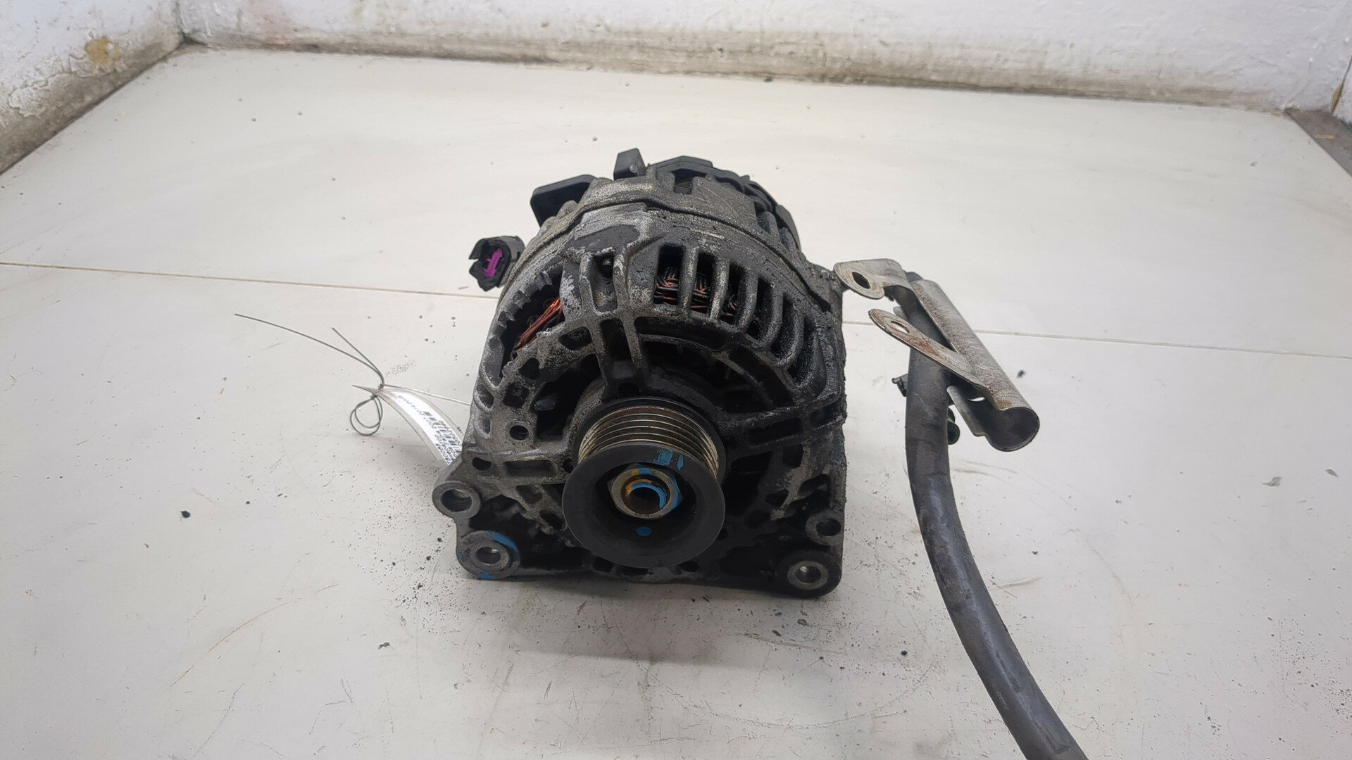 Генератор Skoda Fabia Б/У