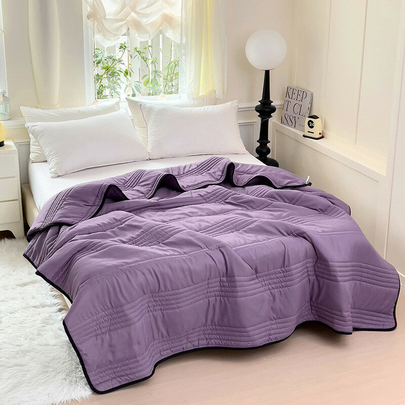 Heatresistant cooling blanket with solid colors and modern style for living room, purple 180x220cm