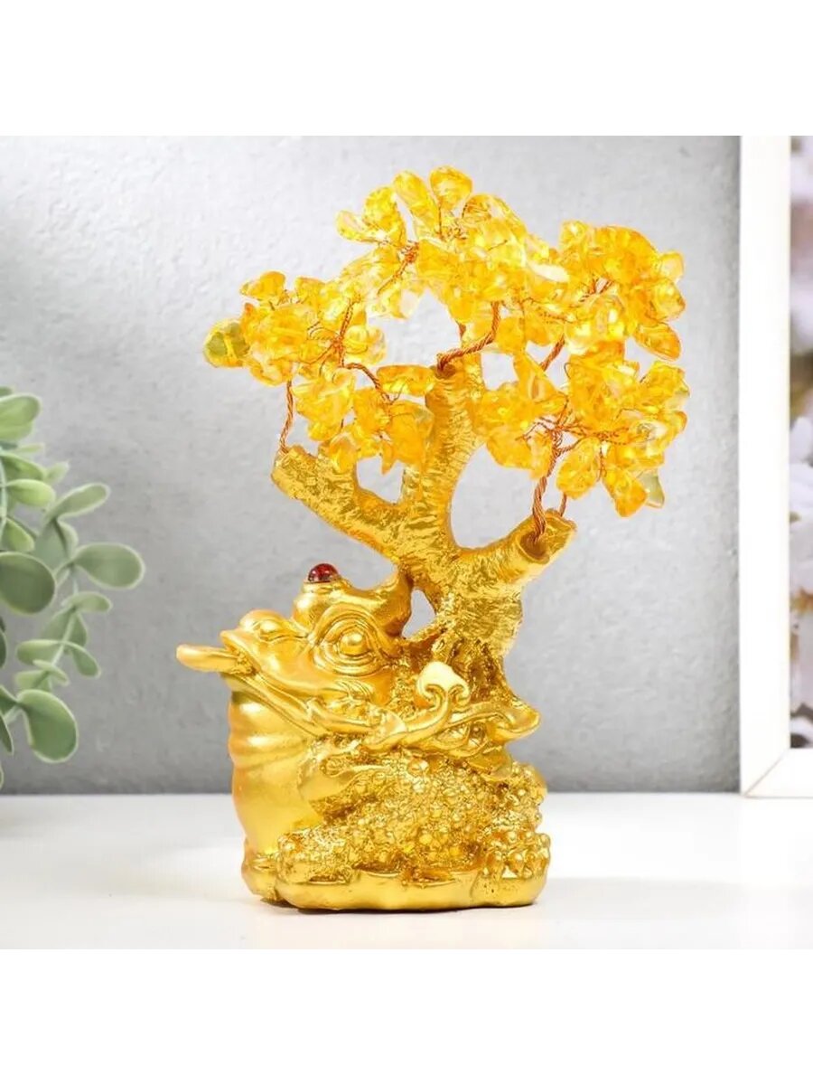 Денежная жаба с янтарём — символ богатства и удачи