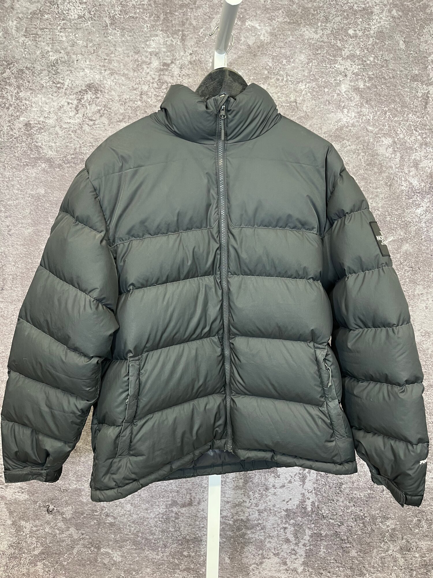 Пуховик The North Face THE NORTH FACE 1992 NUPTSE 700 JACKET, размер XL, black