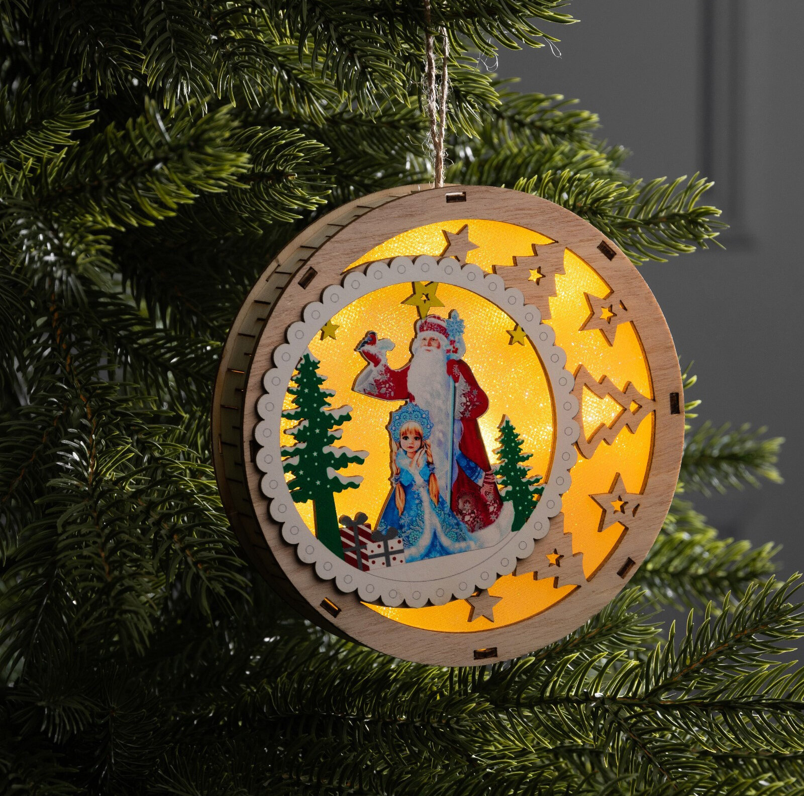 Ёлочная игрушка "Дед Мороз и Снегурочка" от батареек, 15х3 см, новогодний интерьерный декор, световая фигура, украшение на Новый год, игрушка на ёлку, 6 LED фонариков, свечение тёплое белое