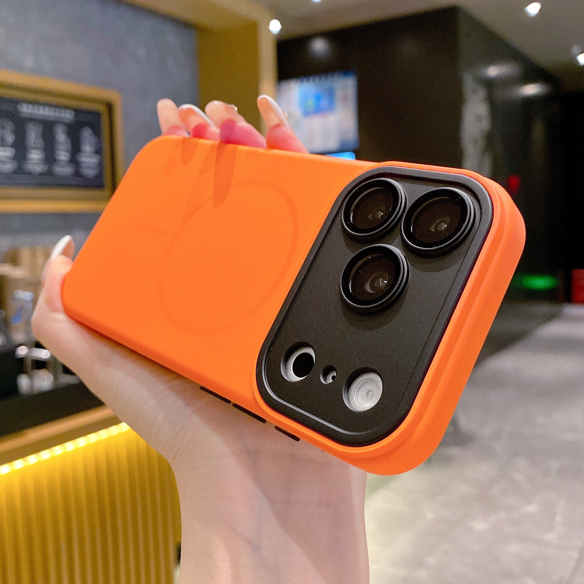 Чехол для Apple iPhone 17 Pro Max / Айфон 17 Про Макс, soft touch, чехол-кардиомонитор, поликарбонат (PC), защита камеры, ударопрочный, усиленные углы, Apple, Apple iPhone 17 Pro Max , orange,