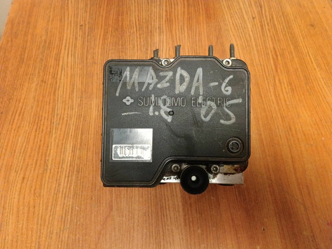 Mazda 6 GG блок ABS