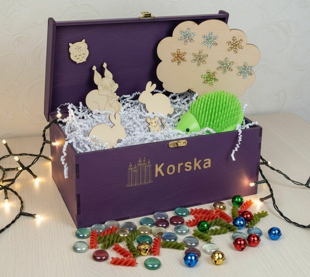 Сенсорная коробка. Сказка в коробке "Зимняя". Набор для творчества и игр.