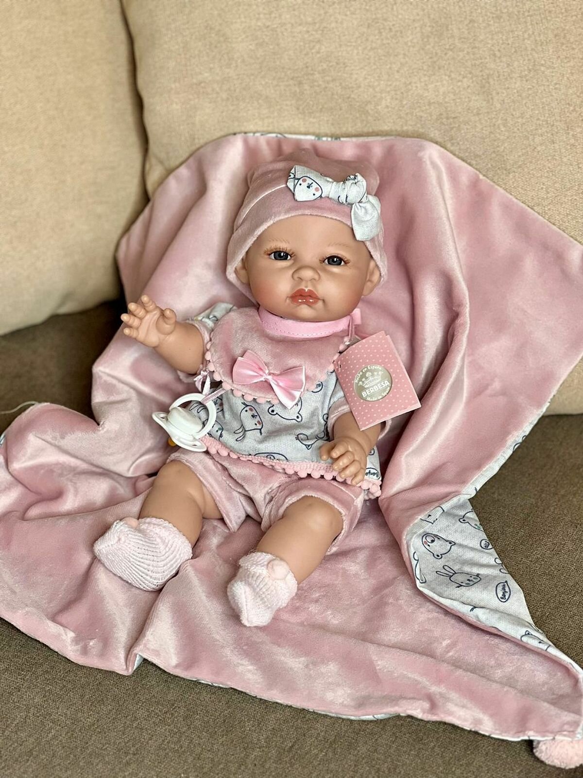 Кукла Berbesa виниловая 34 см Coral