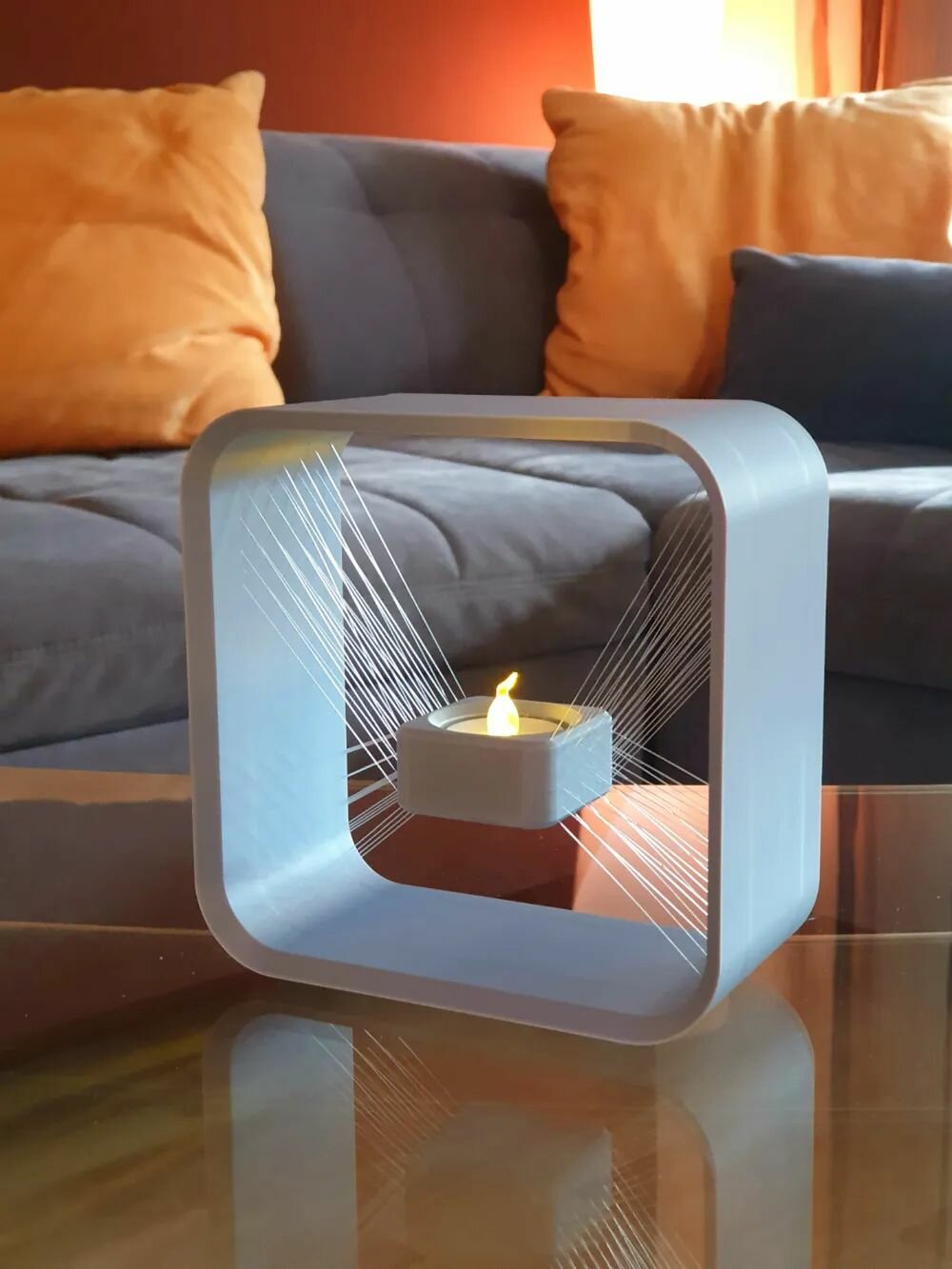 Подсвечник 3D-печатный оптическая иллюзия "Парящая свеча"