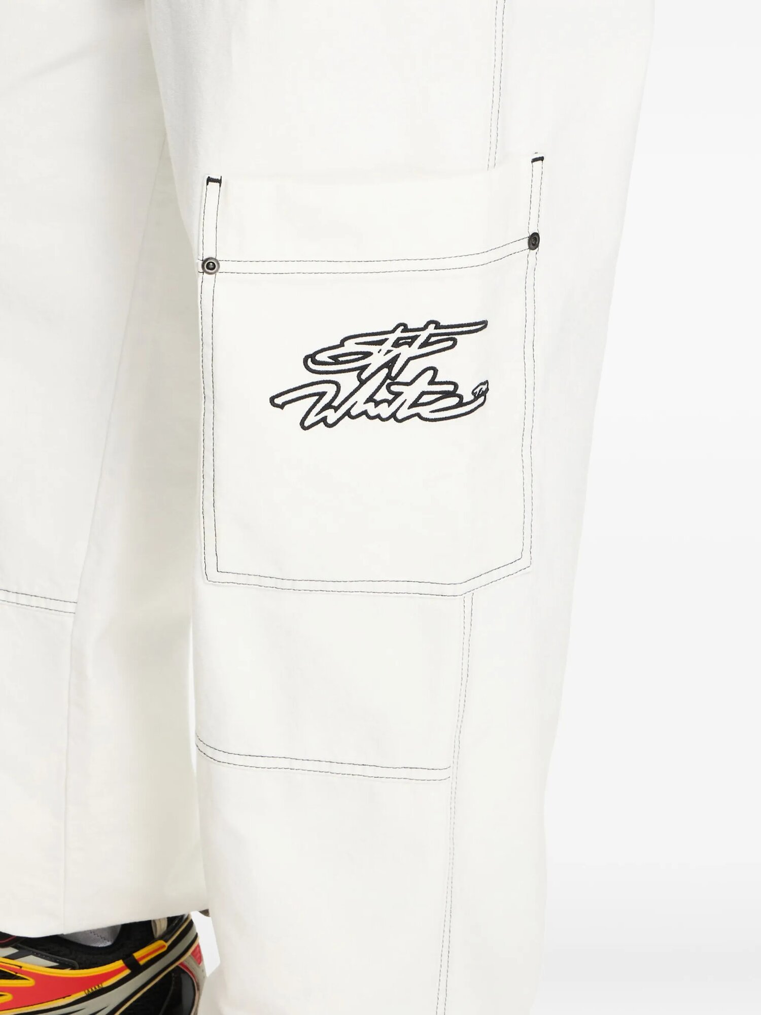 Брюки Off-White Script, размер 46, бежевый/белый — фото 1