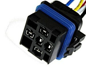 Колодка под водонепроницаемое реле 5 контактов с проводами, пластик (12092605) TM Nord YADA