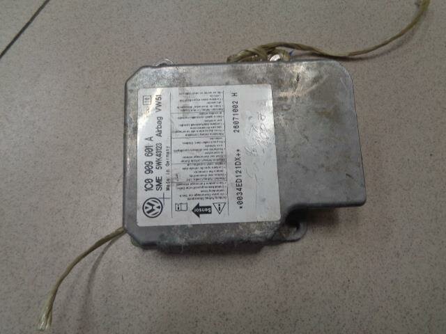 Блок управления AIR BAG от Skoda Fabia 1999-2007