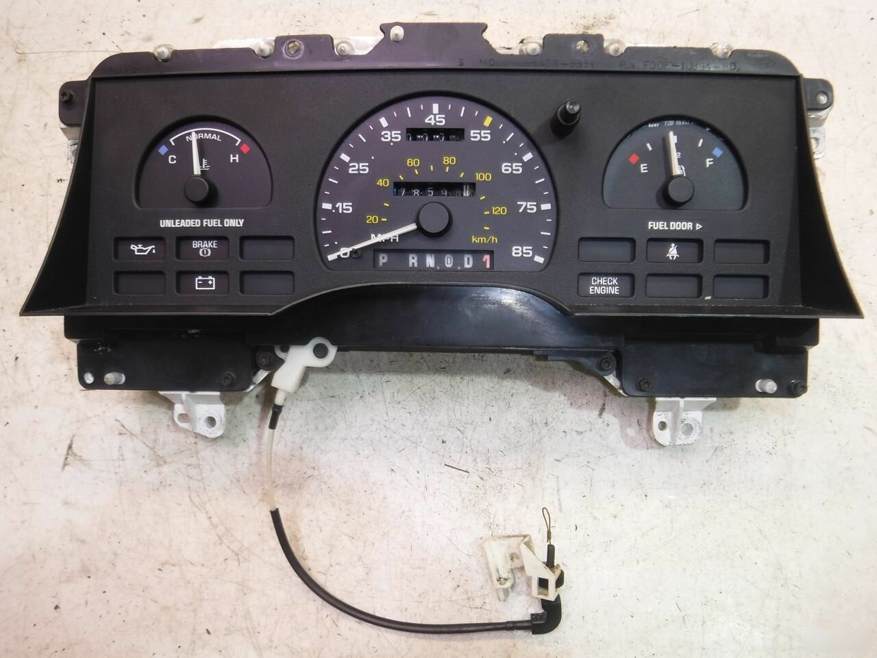 Панель приборов Ford Taurus II (1991 — 1995) F0DF10848BE