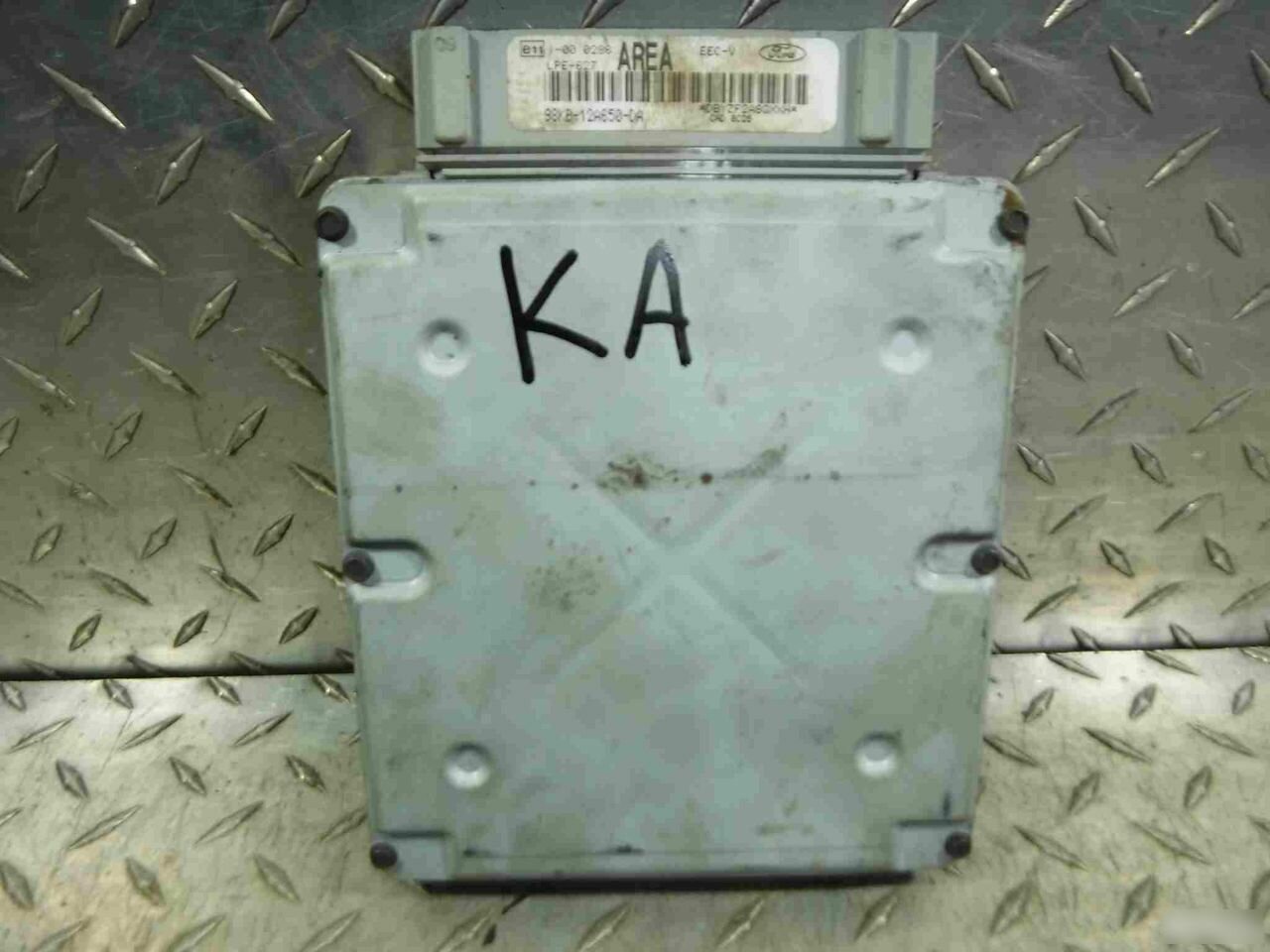 Блок управления двигателем Ford Ka I (1996—2008) 98KB12A650DA