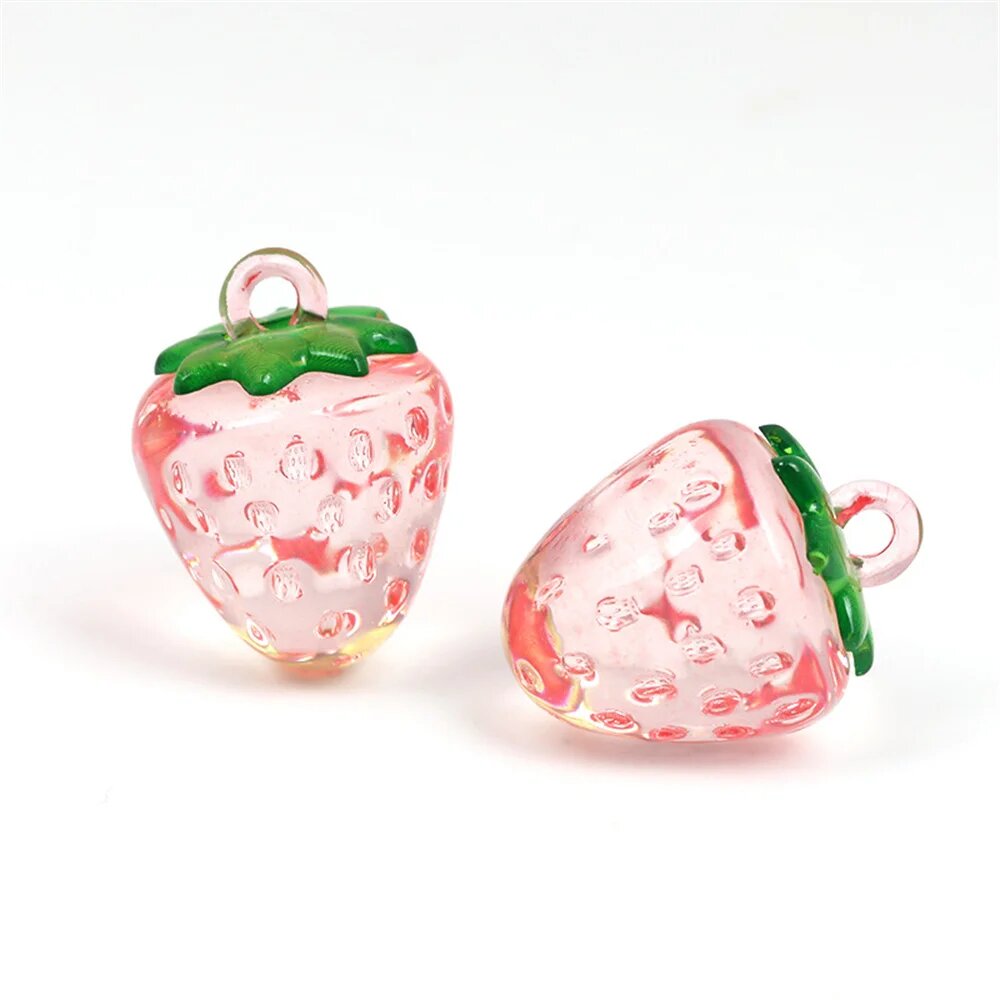 Прозрачный кулон с вишней и клубникой из резины 1