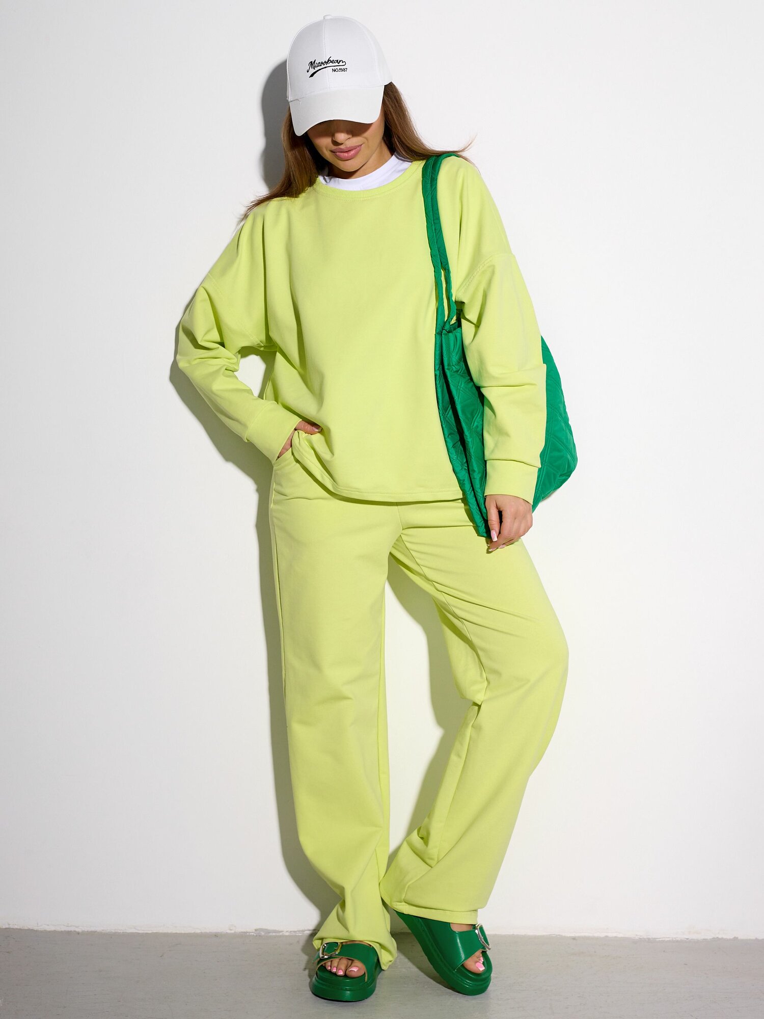 Костюм спортивный