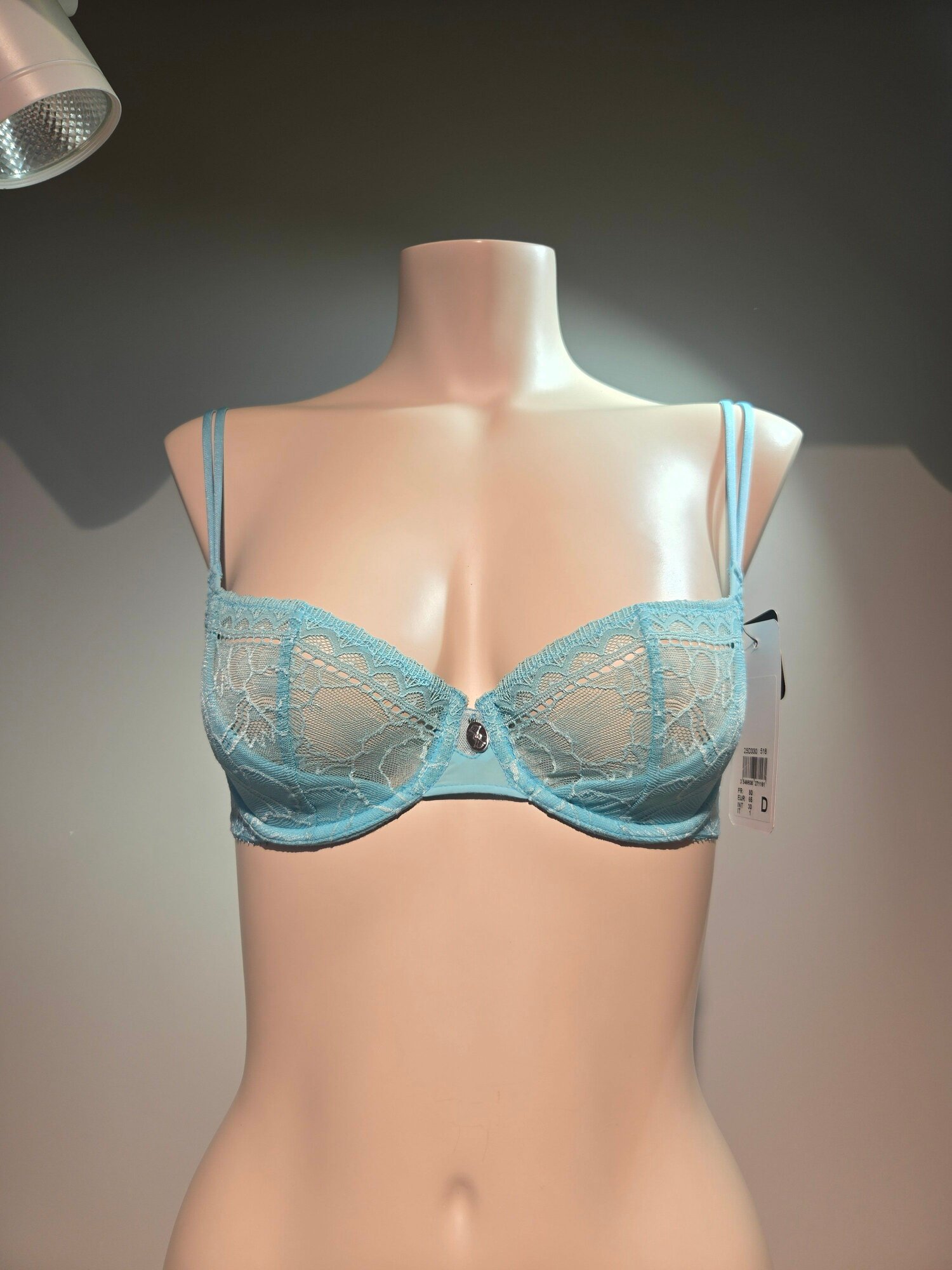 Бюстгальтер-невидимка