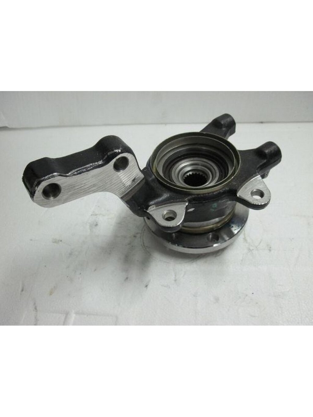 Кулак поворотный для а/м ВАЗ 2108 (правый) в сборе