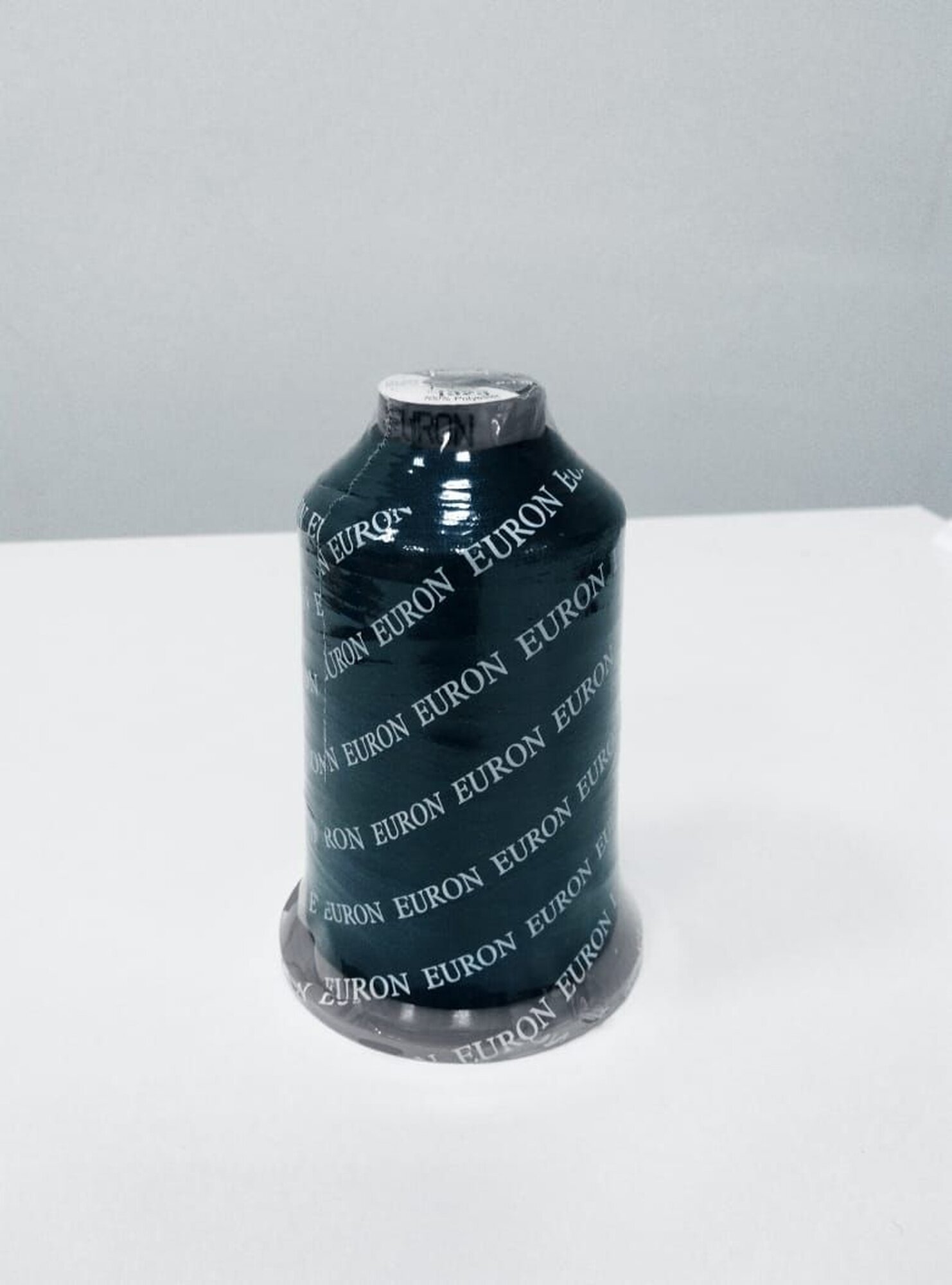 Нитки вышивальные Euron Р-130 №130 5000м, полиэстер, Цвет-1323 темно синий