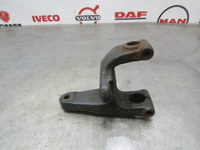 Кронштейн передней рессоры задний правый Scania P, G, R