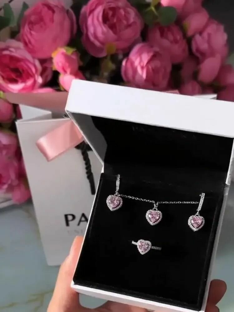 Подарочный набор розовый камень pandora
