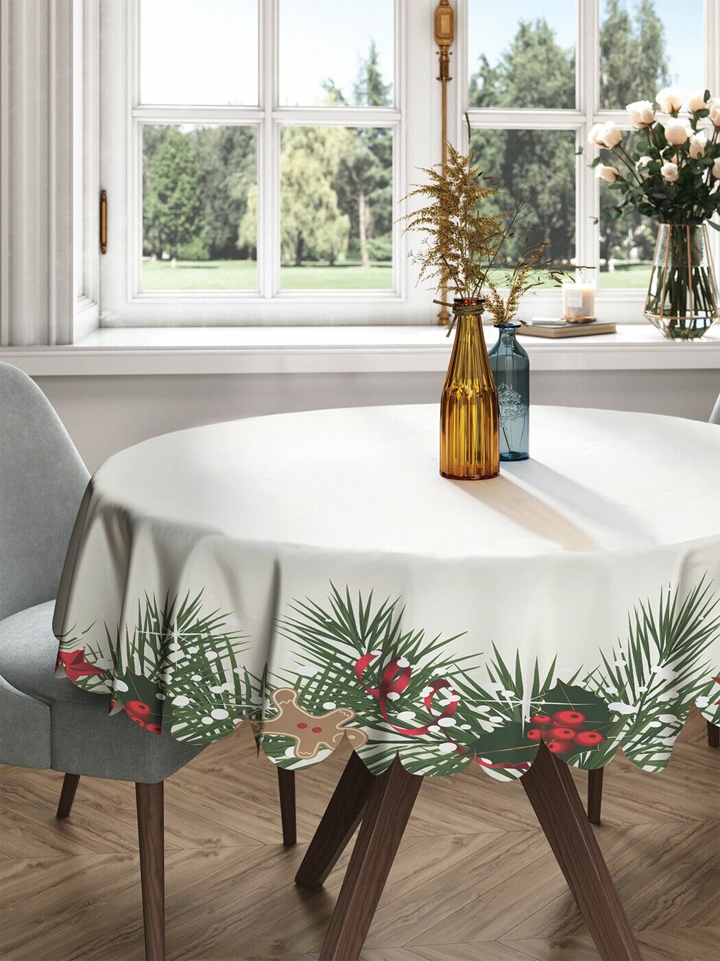 Круглая скатерть на стол с принтом "Рождественское украшение" 150х150 см, JoyArty, серия Новый год и Рождество