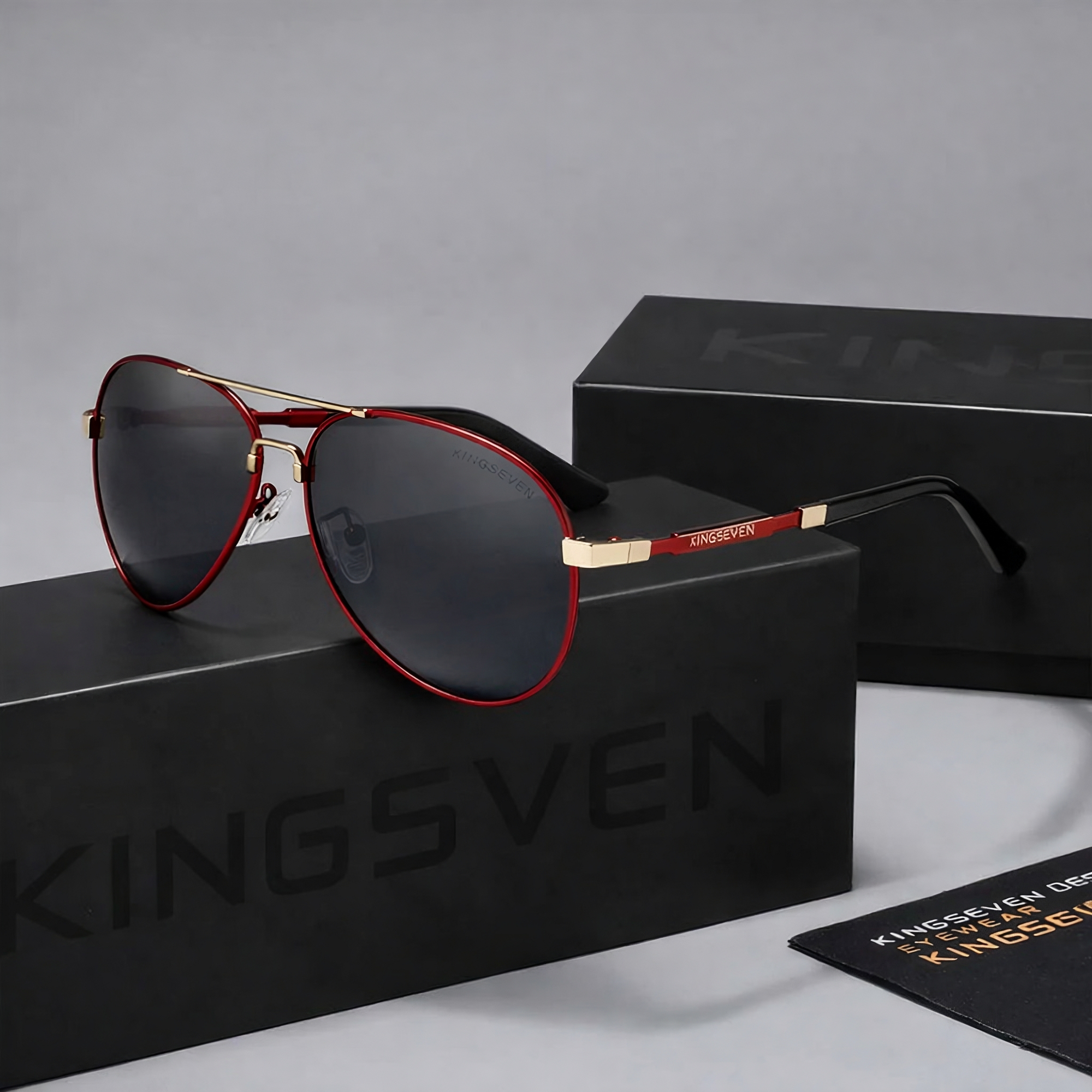 Солнцезащитные очки