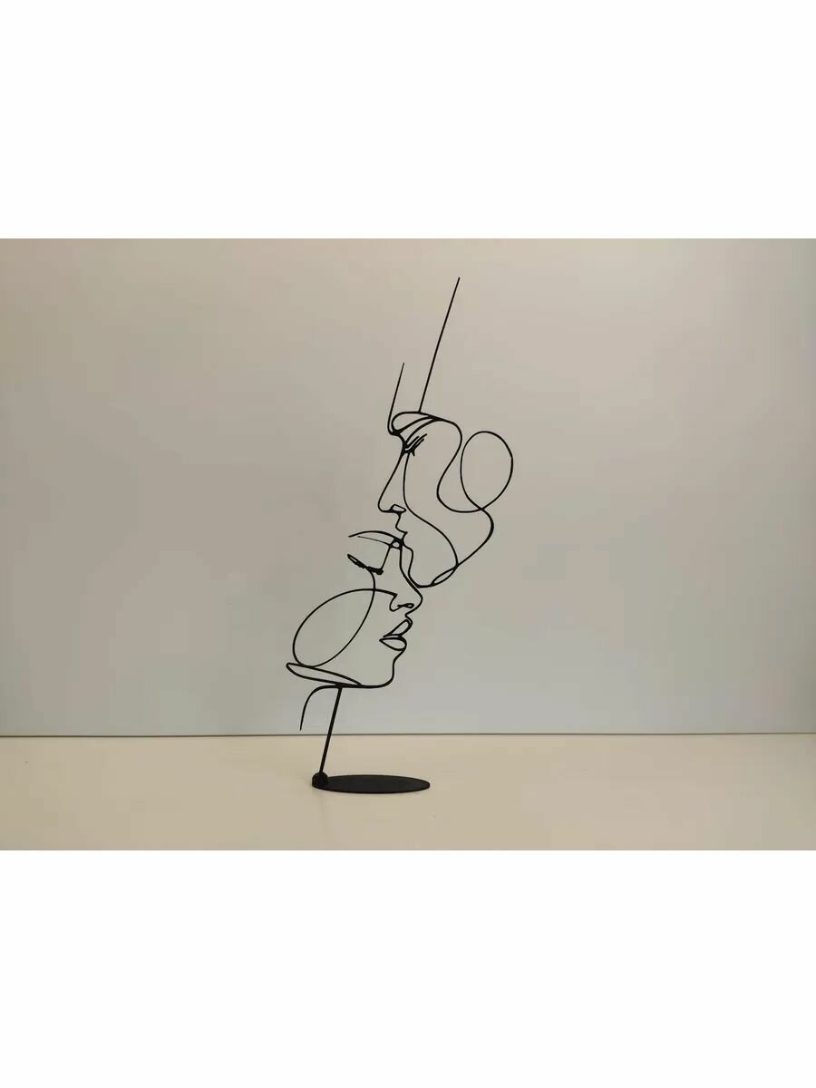 Статуэтка "Эфирный Поцелуй" 3D печать из пластика