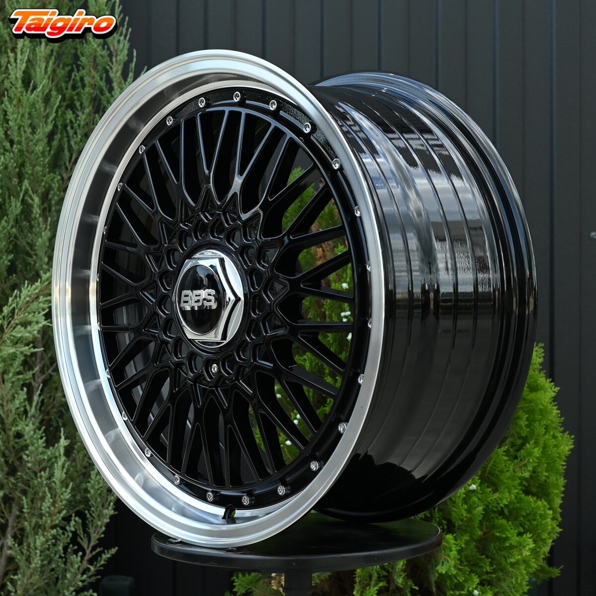 Комплект литых дисков R17 BBS RS 7.5J ET38 5*114.3 Черный (F134)
