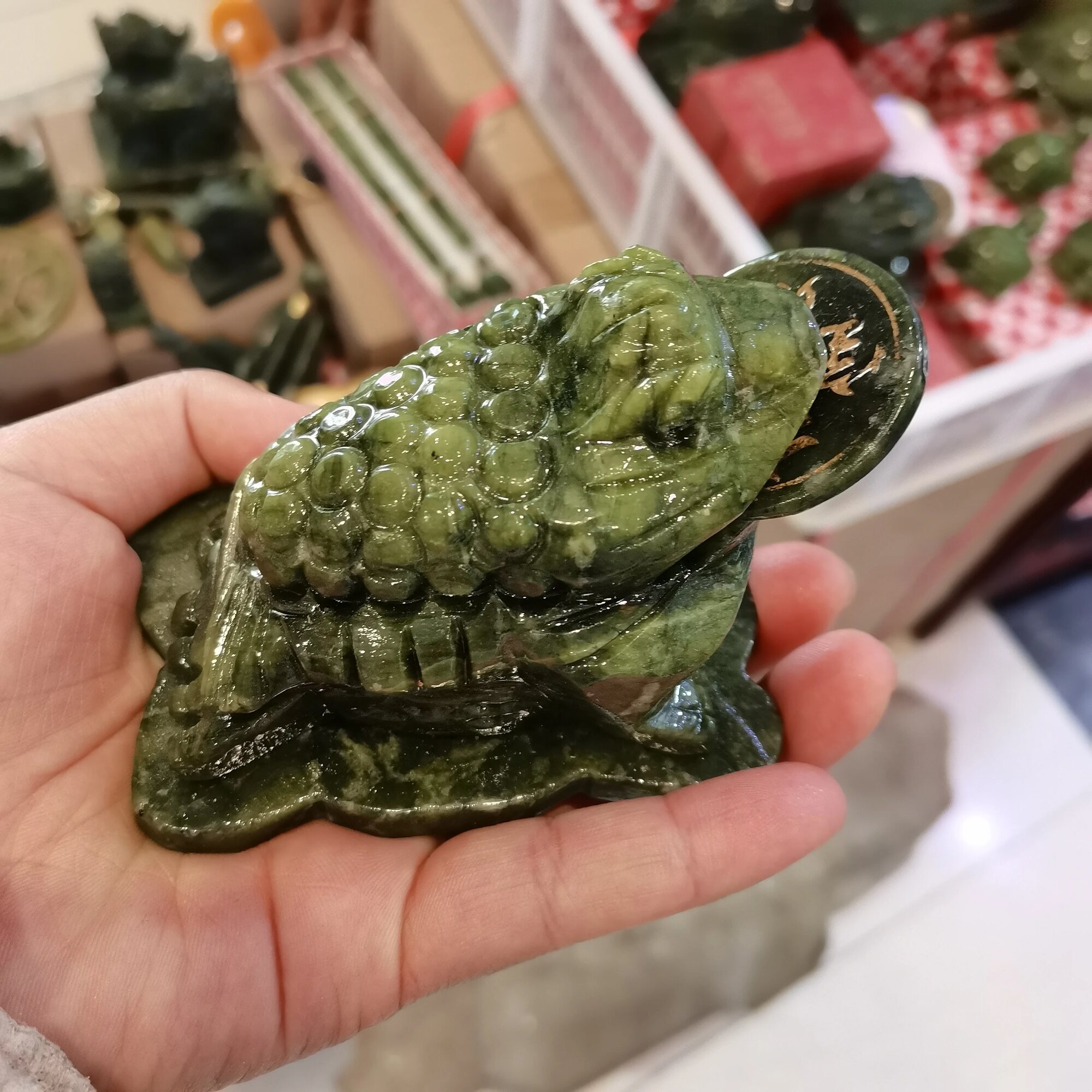 Китайские фигурки жабы из нефрита 12 и 15 см 12cm