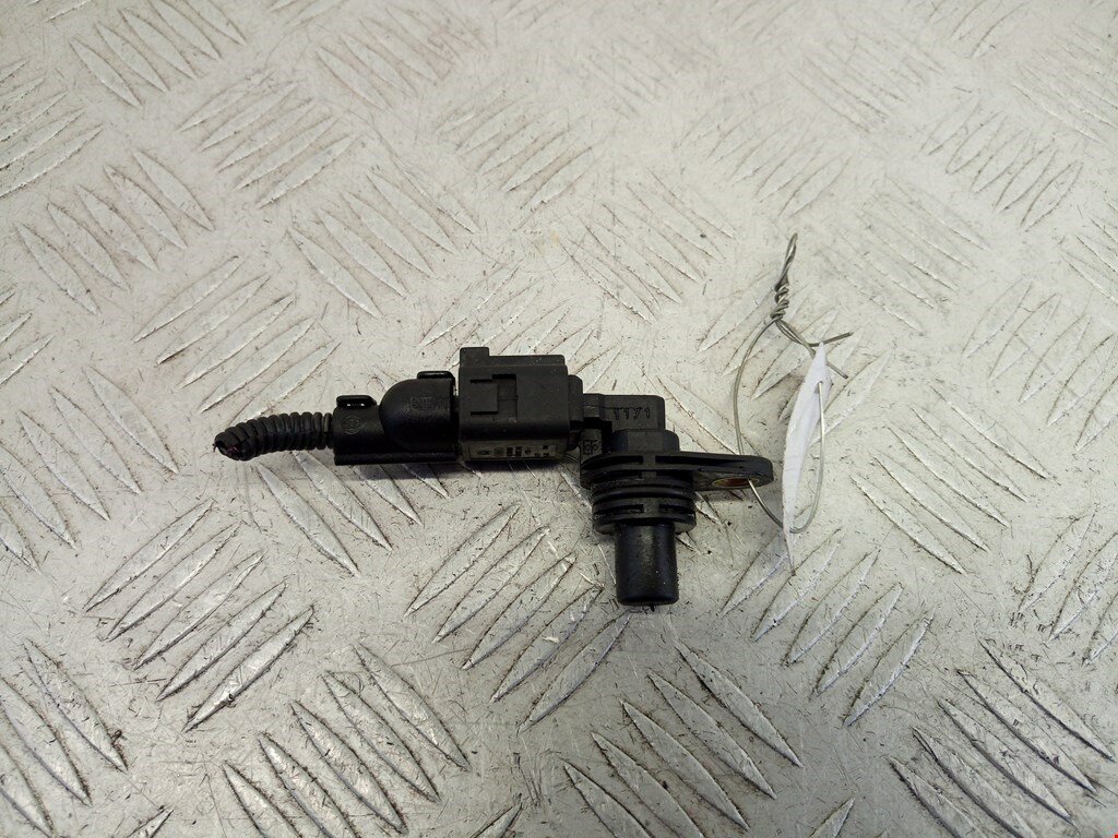 Датчик распредвала Volkswagen Golf 4 036907601E арт. 813578