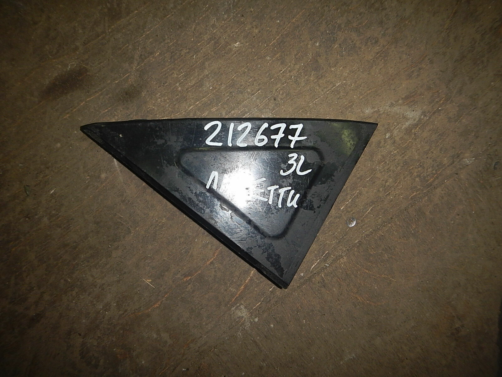 Б/У Уголок двери задней левой (внешний), Chevrolet (Шевроле)-LACETTI (04-) CHEVROLET LACETTI (04-13) царапины 212677 GEN...