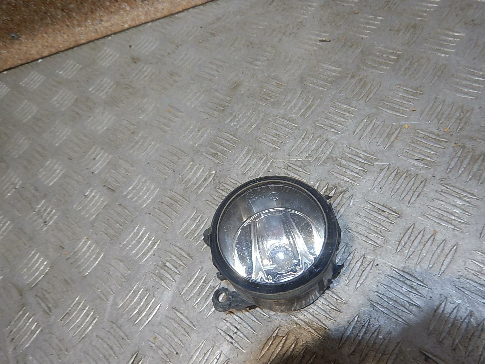 Б/У Фара противотуманная левая, Ford (Форд)-EXPLORER (11-) FORD EXPLORER (11-) Сломано 2 крепления. 423625 FORD арт. 4F9...