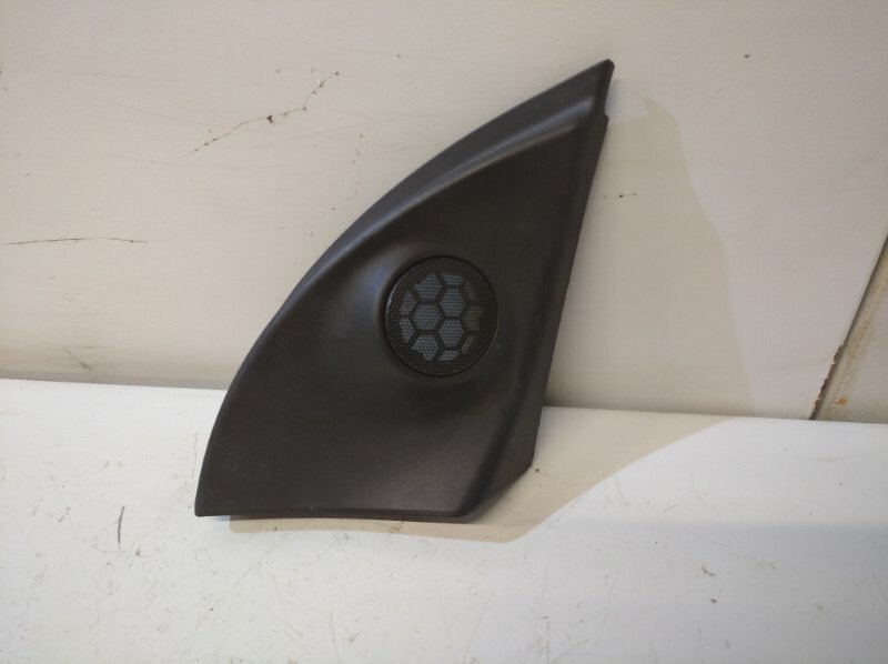 Б/У внутренняя, 3 двери, Опель Астра H Крышка зеркала Opel Astra 2007 H Прав. 82849 OPEL арт. 13156186