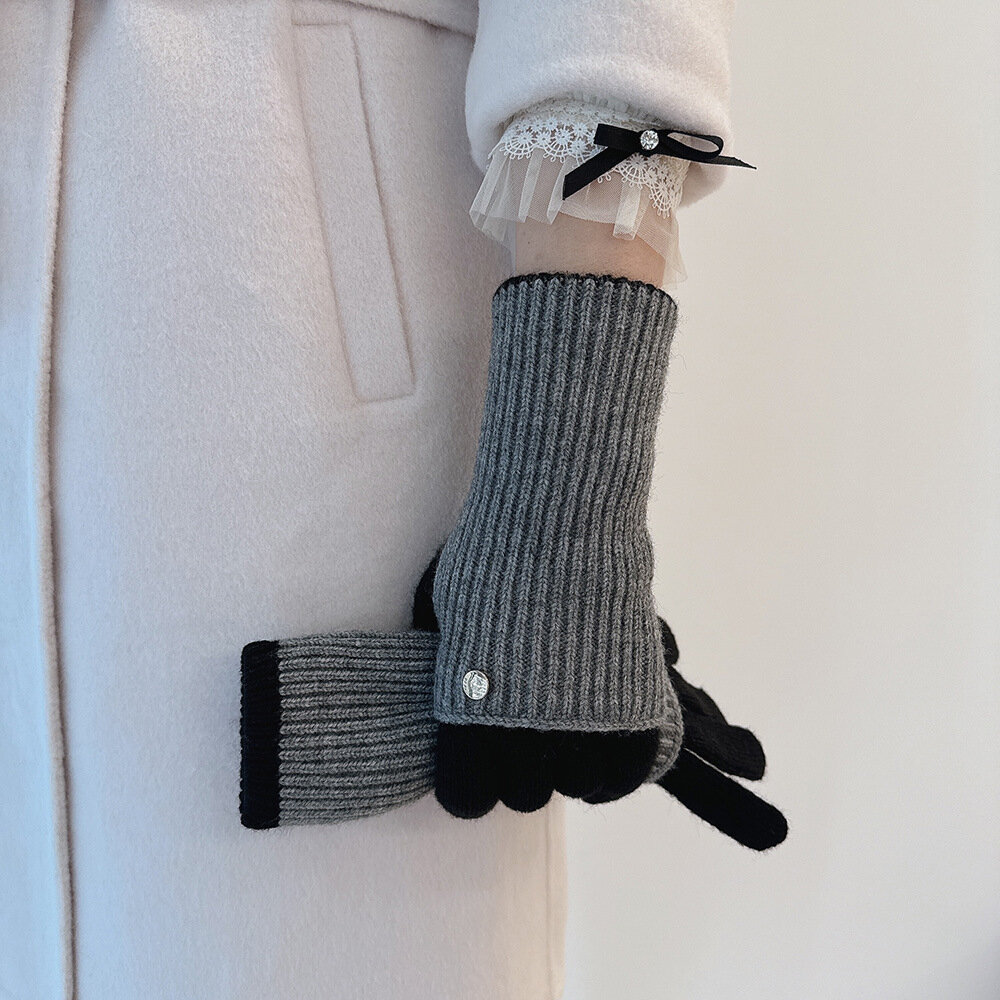 Перчатки для женщин