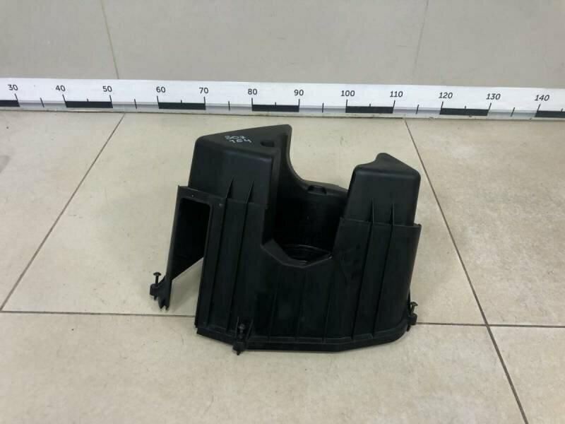 Крышка воздушного фильтра Audi A8 D3, 4E 2002-2010 кат.номер: 07C133837C