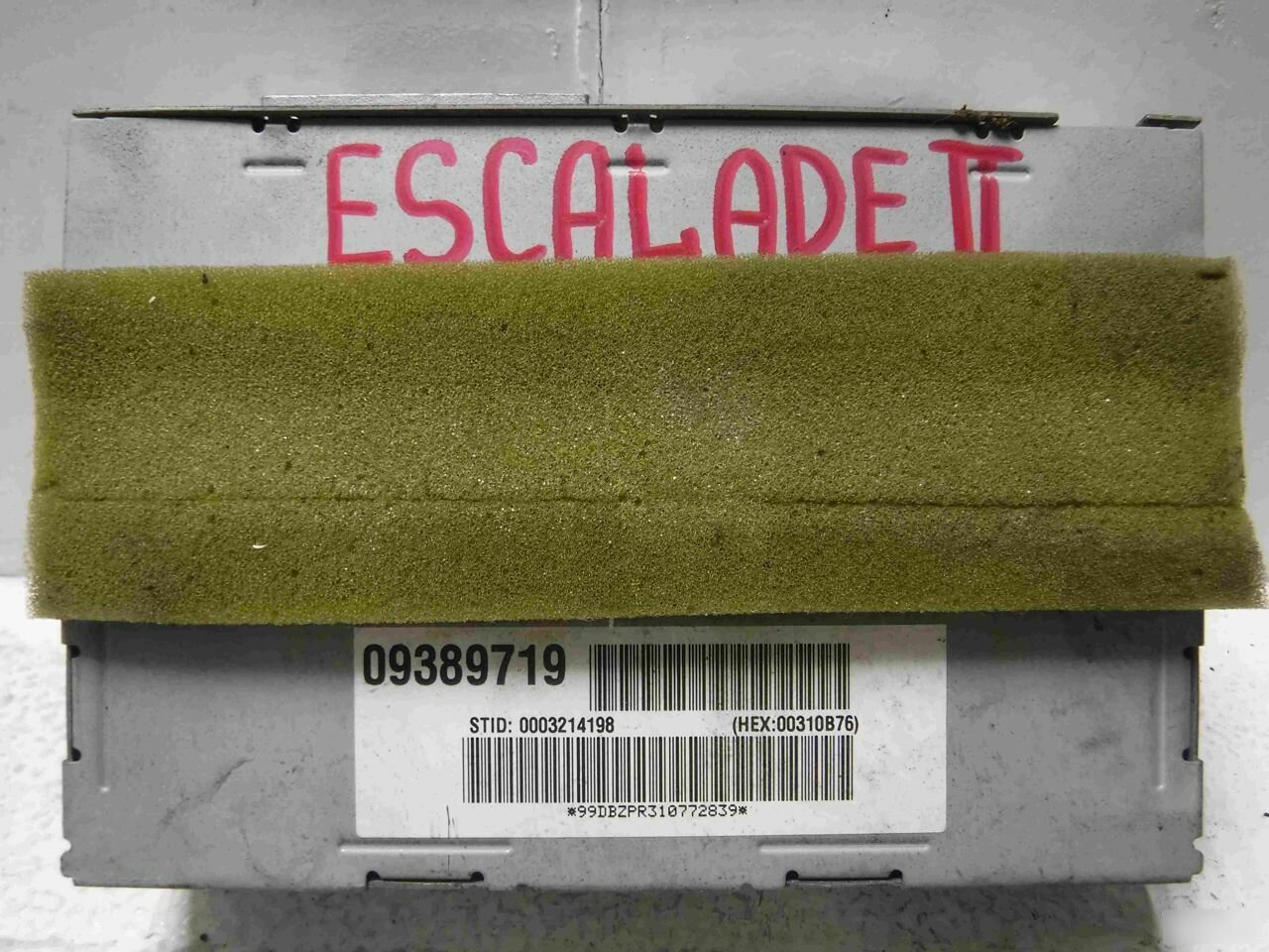 Блок электронный Cadillac Escalade GMT800 (2001—2006) 09389719