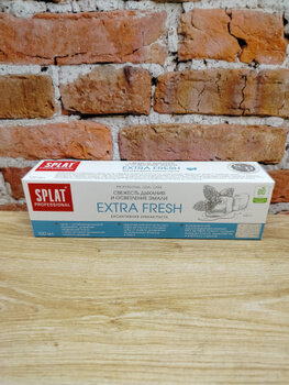 SPLAT Professional Extra Fresh Биоактивная зубная паста для свежести дыхания и осветления эмали 100 мл