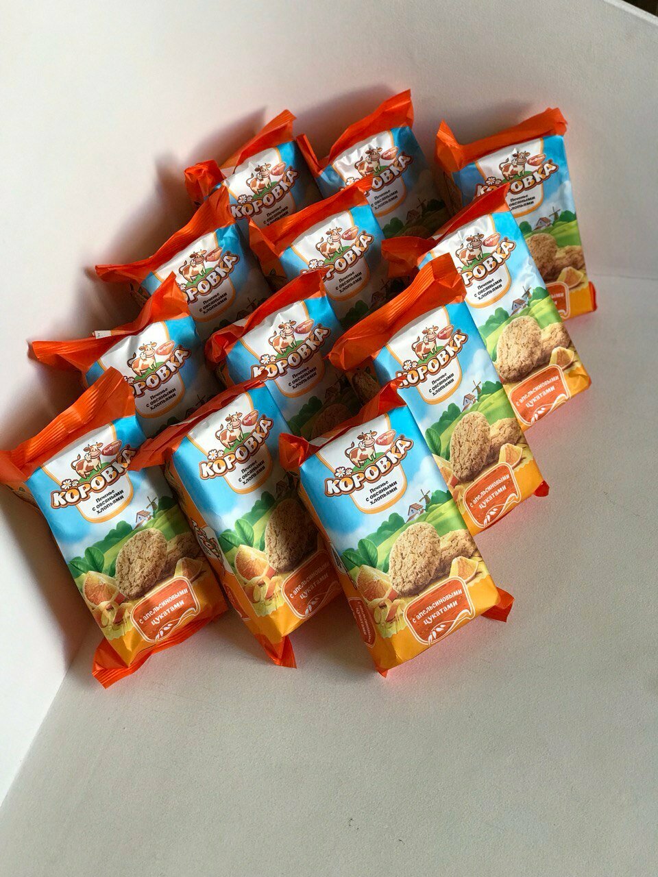 Печенье сдобное Коровка с овсяными хлопьями и апельсиновыми цукатами