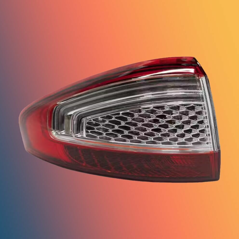 Фонарь левый внешний для Ford Mondeo 4, выпущенного с 2010 по 2014 год Форд Мондео, модель фонаря - 1717217