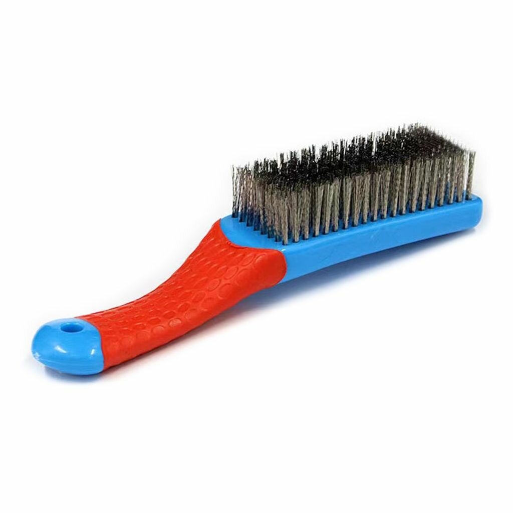 Стальная проволочная щетка с эргономичной ручкой для тщательной очистки различных поверхностей