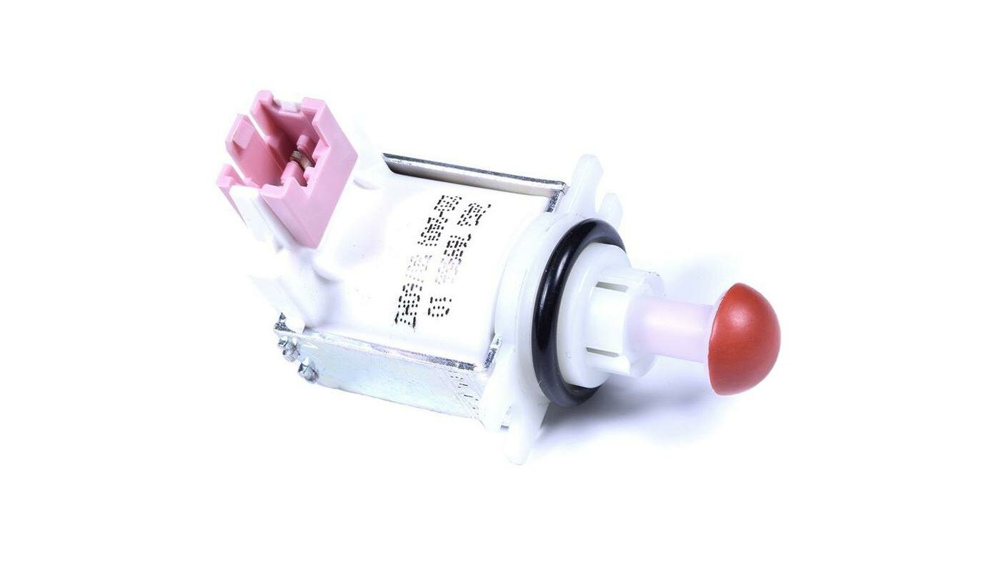 Клапан слива для теплообменника посудомоечной машины Kuppersbusch IG 6507.1 E, IGVS 6610.1