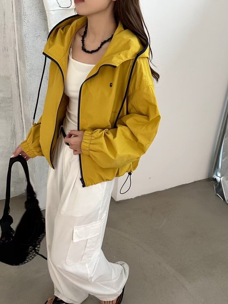 Куртка спортивная