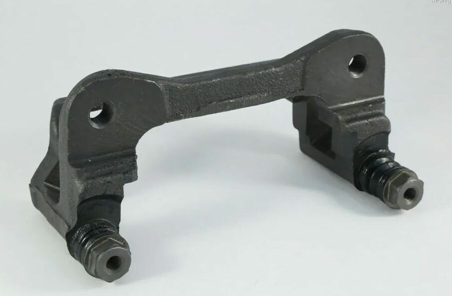 Направляющая передних тормозных колодок скоба суппорта 3302 3110 с направляющими оригинал 3105-3501210