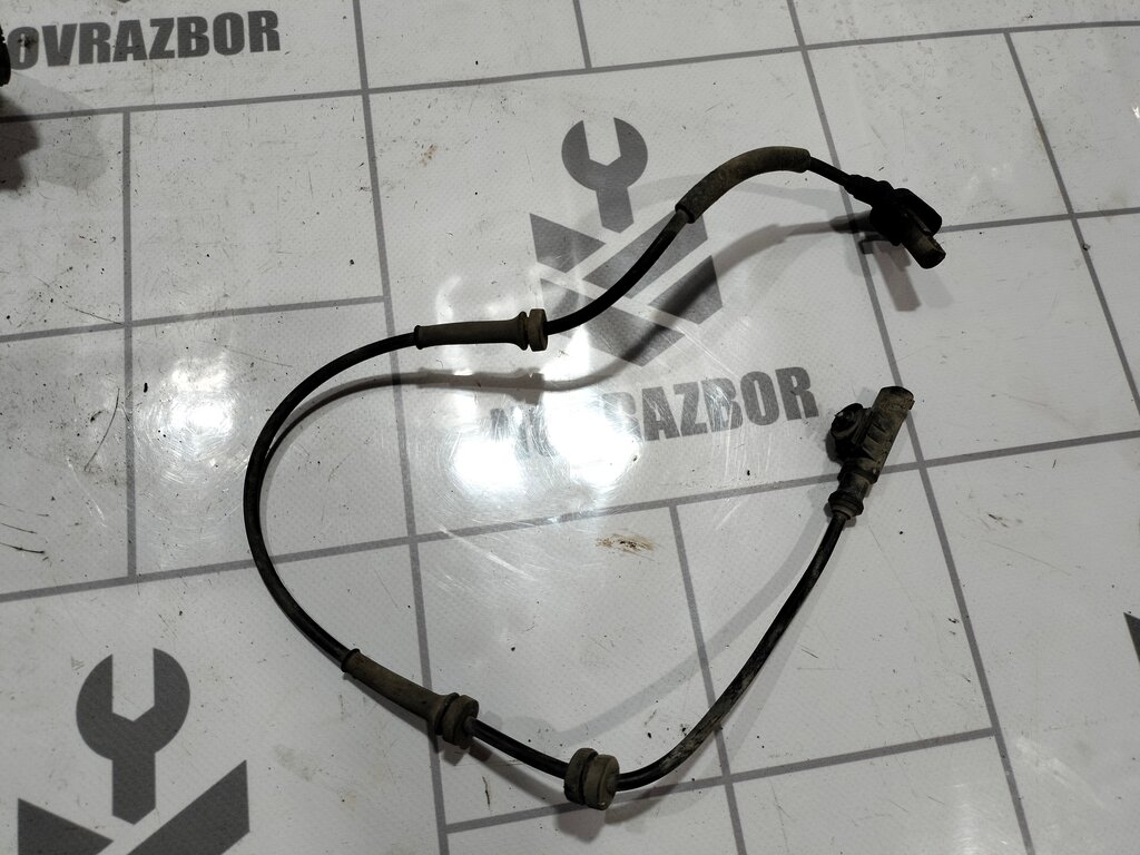 Датчик ABS передний левый LADA VESTA 15-19