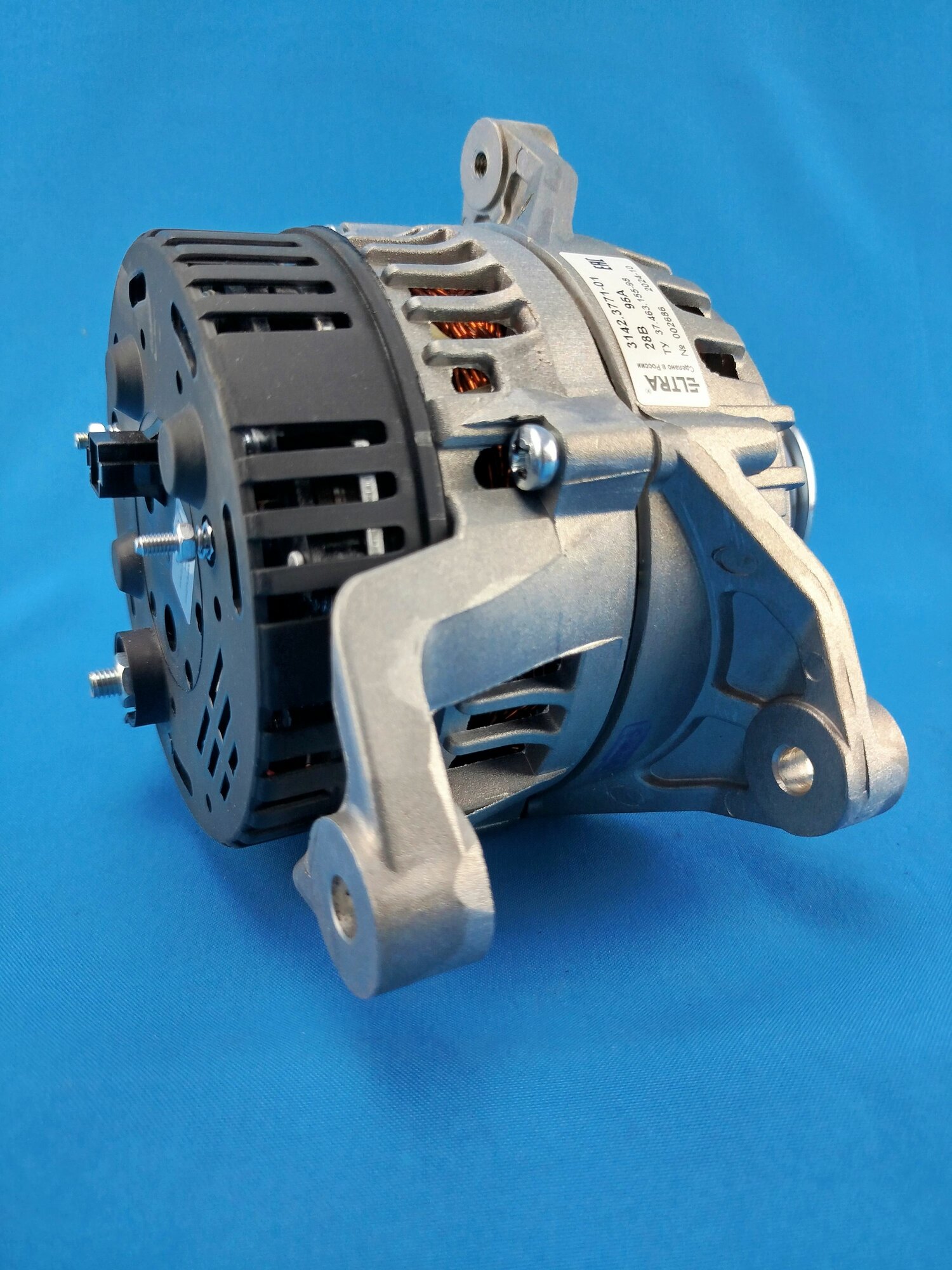 Генератор "прамо" для а/м КамАЗ 740.3дв. Евро-2 широкий шкив (28В, 80А) компакт