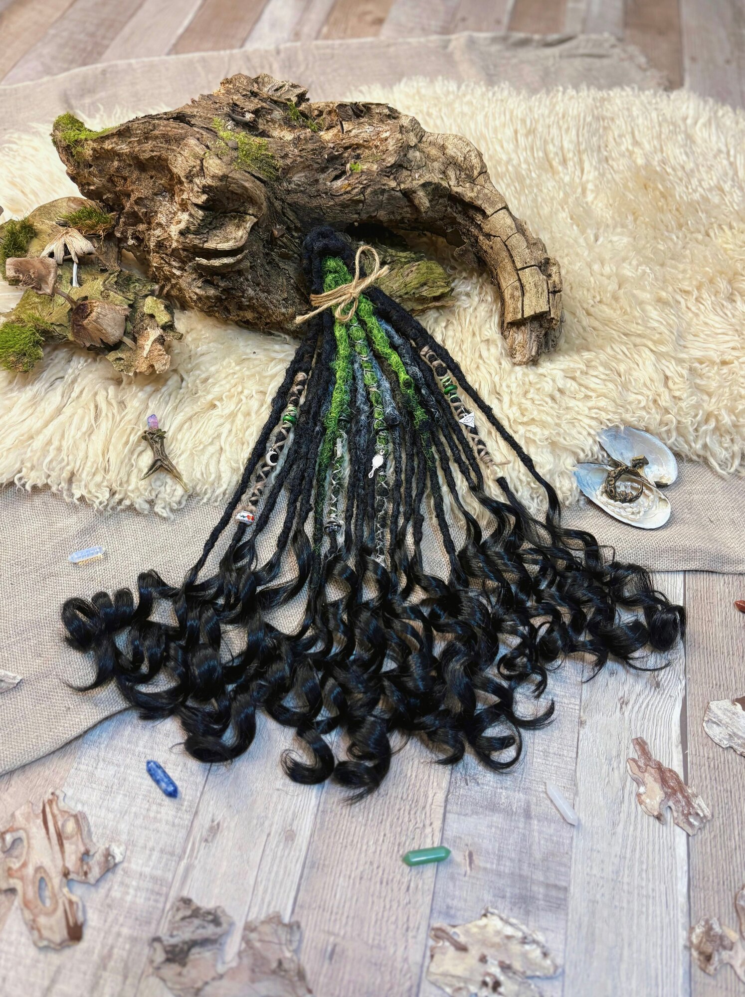 Де дреды из канекалона "Марья Моревна" ручная работа